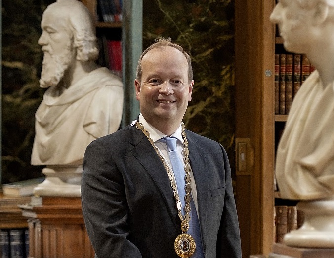 Lindsays | Congratulations to John Bett - appointed as new Dean of the