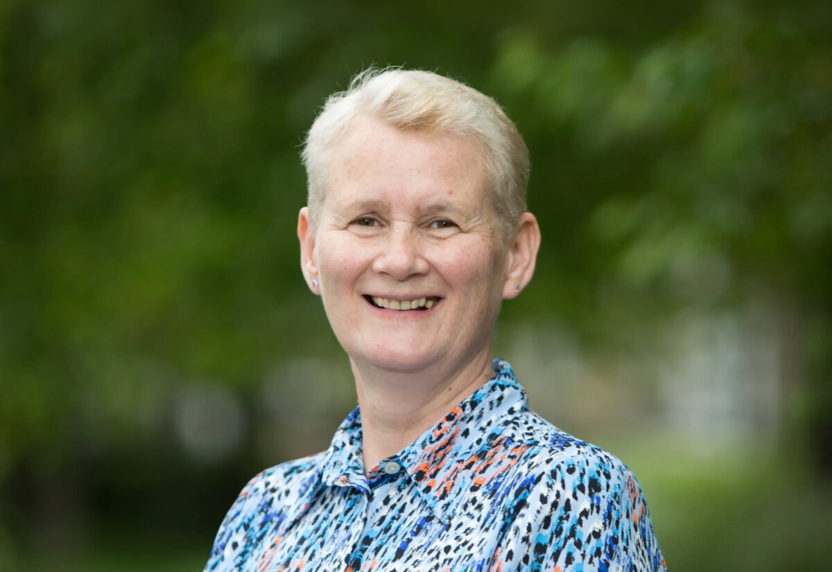 Lisa Hook | Paralegal - Private client services | Lindsays